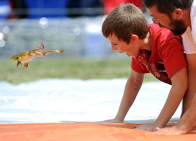 Frog Jump Festival, Ohio | Amusing Planet